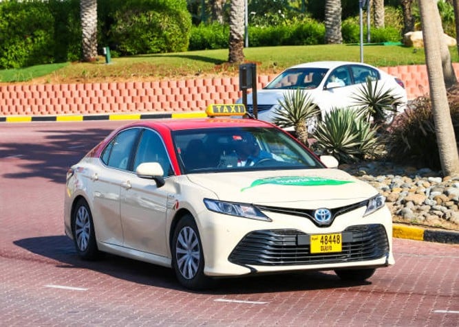 Taxi Dubai: come funzionano, prezzi, tutte le info e consigli